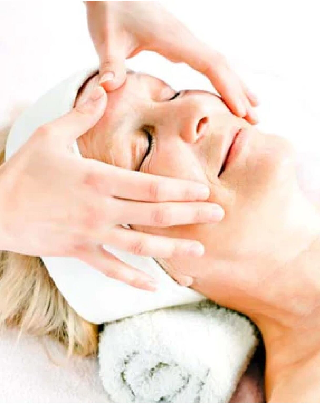 Microcurrent Natural Facelift - Athena Spa